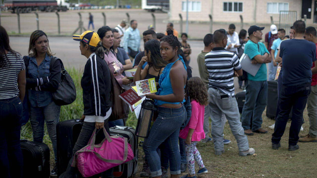 Residents of Brazilian border town attack Venezuelan immigrants