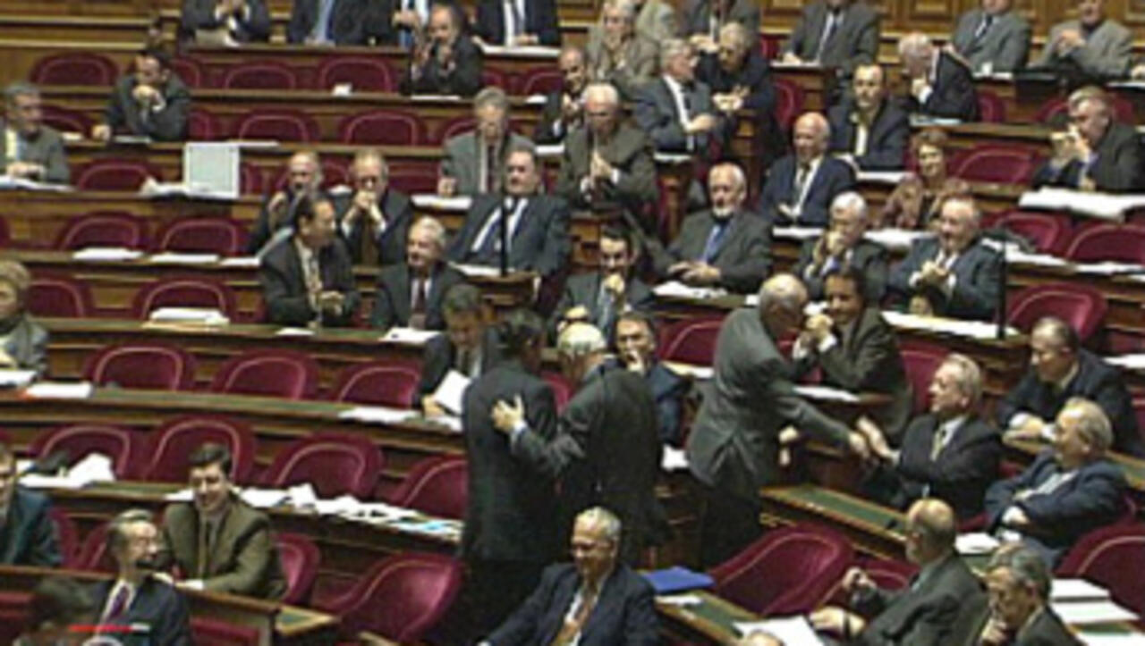 Le Sénat approuve la fusion des agences de sécurité sanitaire