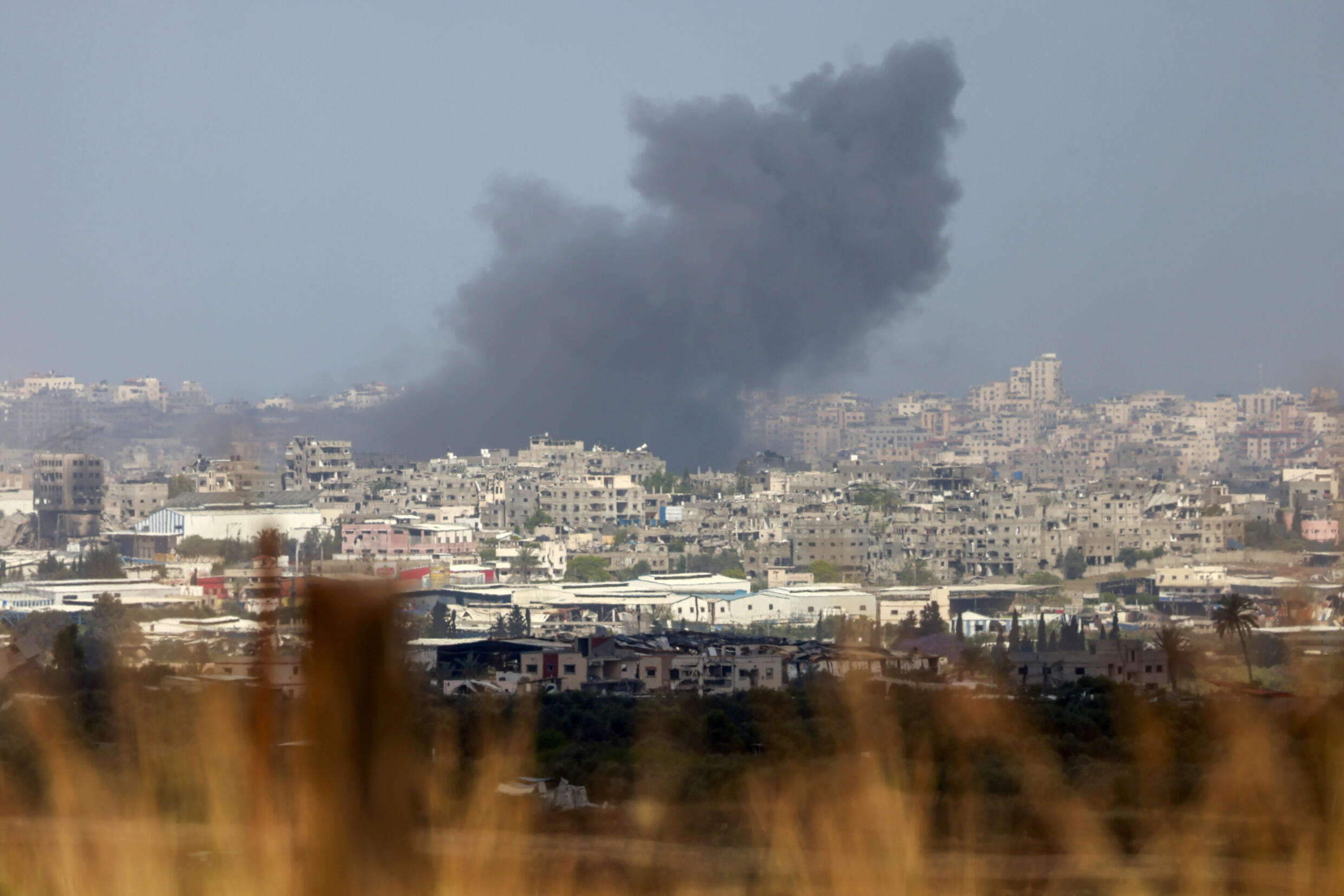 Fighting rages across Gaza as death toll tops 35,000