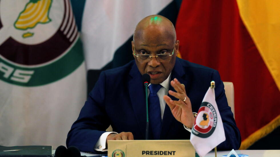 West African bloc ECOWAS to keep Mali sanctions over delayed elections
