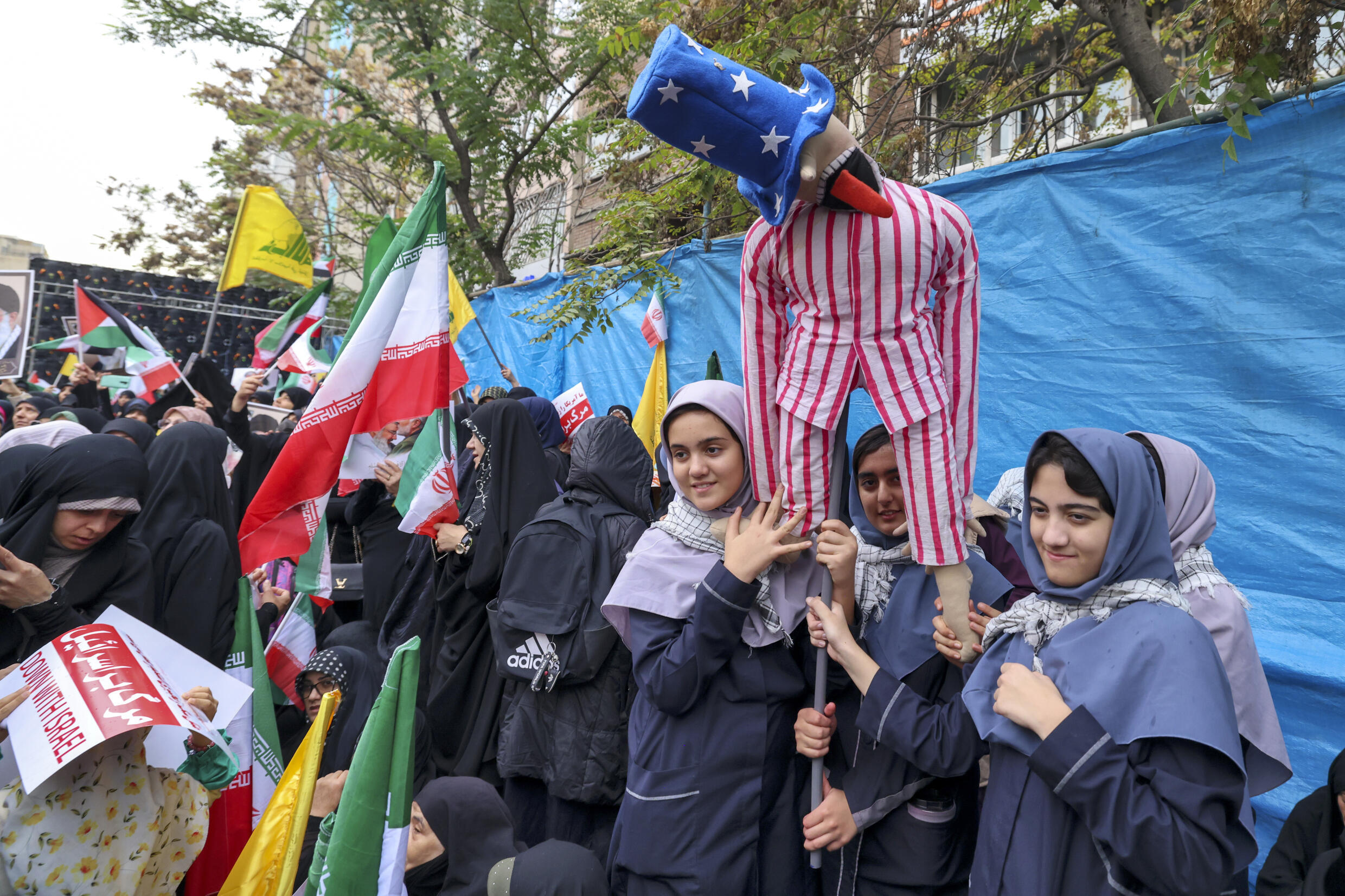 Israel pounds Lebanon, Gaza as Netanyahu visits northern border