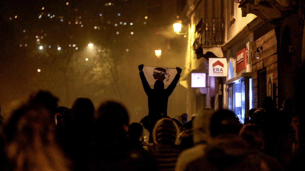 Corsican protesters clash with police in anger over jailed nationalist ...