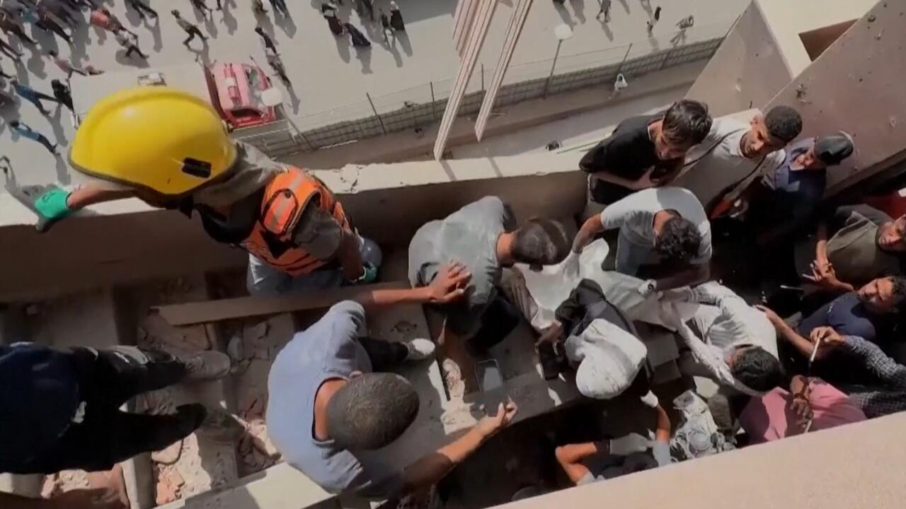 Israel hits Gaza hospital, killing at least 20 people, including five journalists - France 24