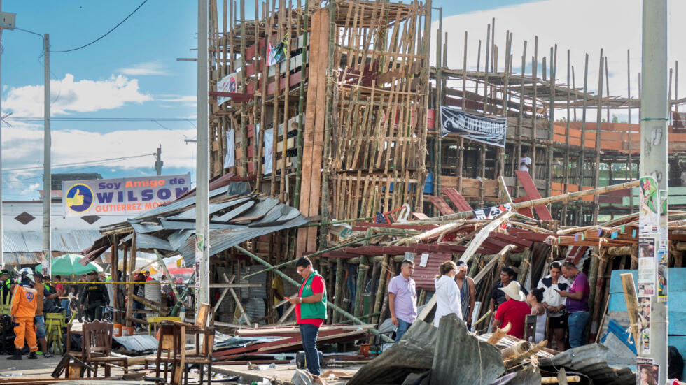 Several killed, hundreds wounded after stands collapse at Colombia ...