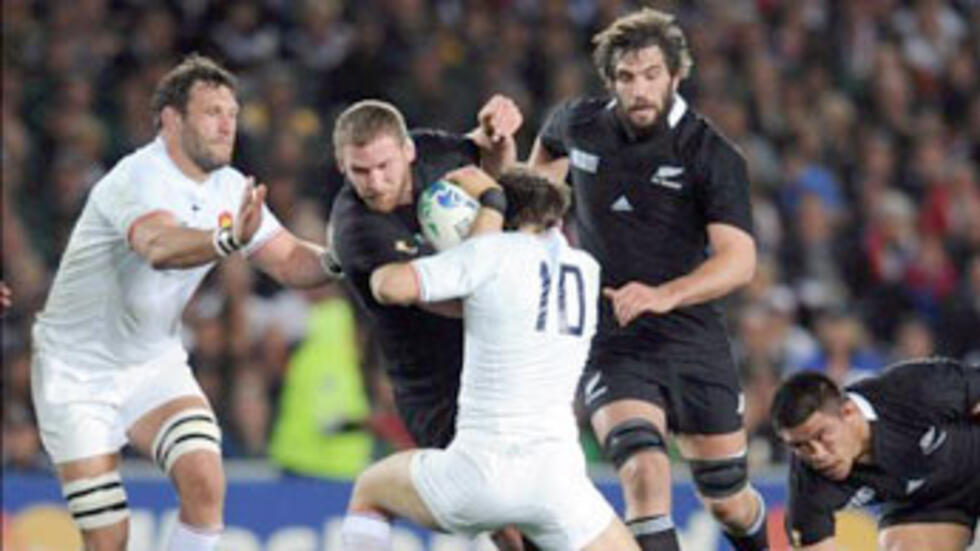 All Blacks beat France 8-7 to win Rugby World Cup