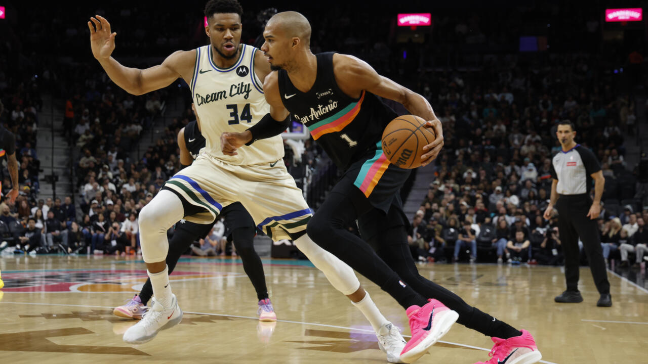 Wembanyama hurga en la herida de Bucks y Thompson asciende a cuarto ...