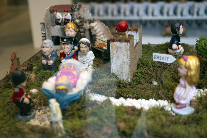 'Pooper' figures star in nativity scenes in Spain