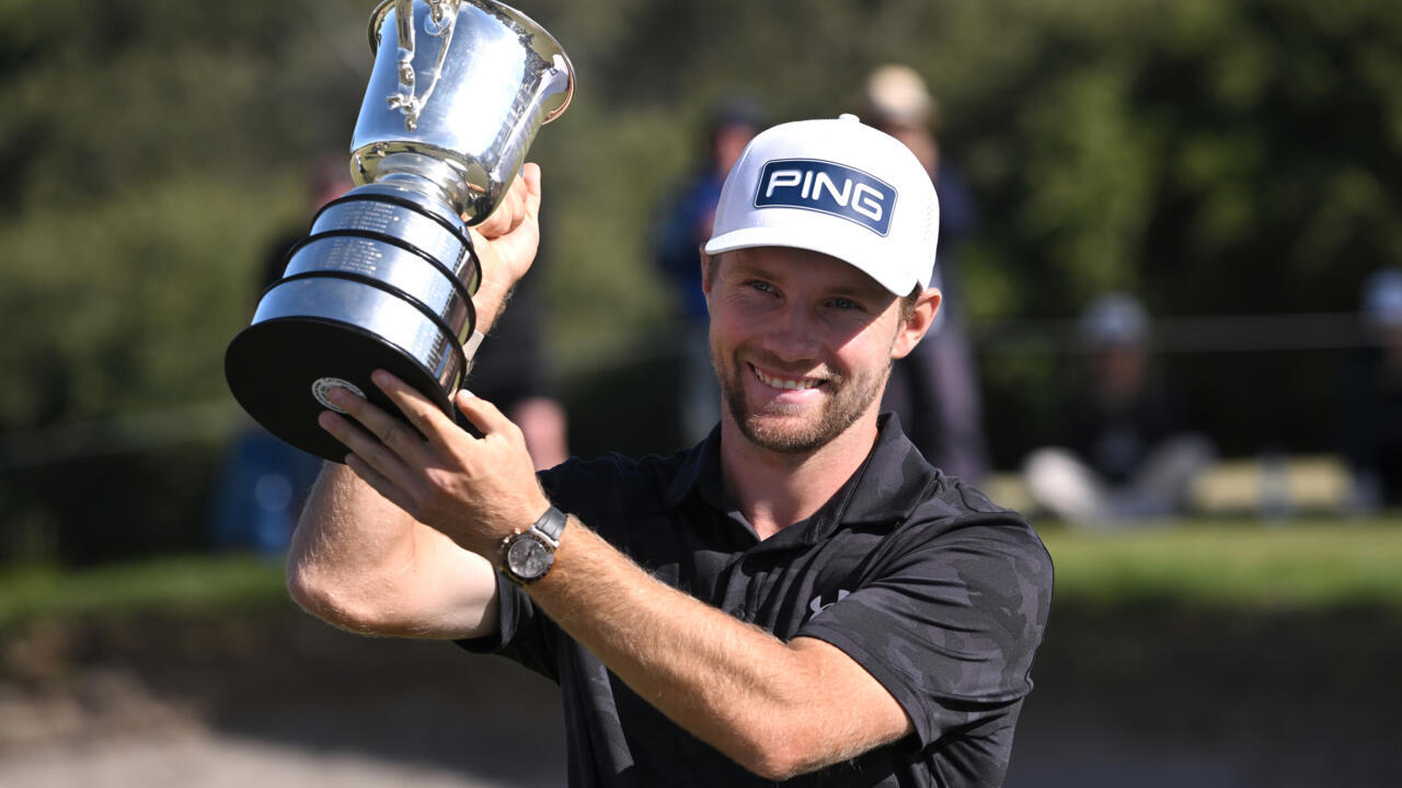 Neergaard-Petersen edges out Smith for maiden DP World Tour win