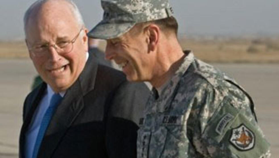 Visite surprise de Dick Cheney à Bagdad
