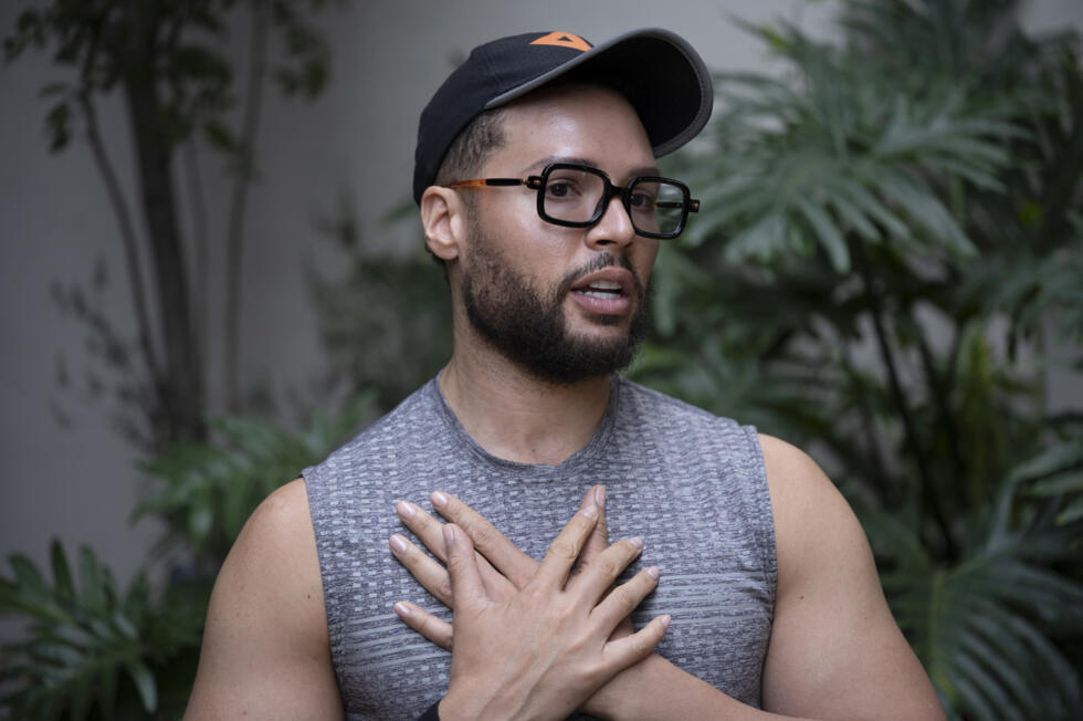 Americans seek refuge in Mexico to protest against Trump’s anti-woke ...