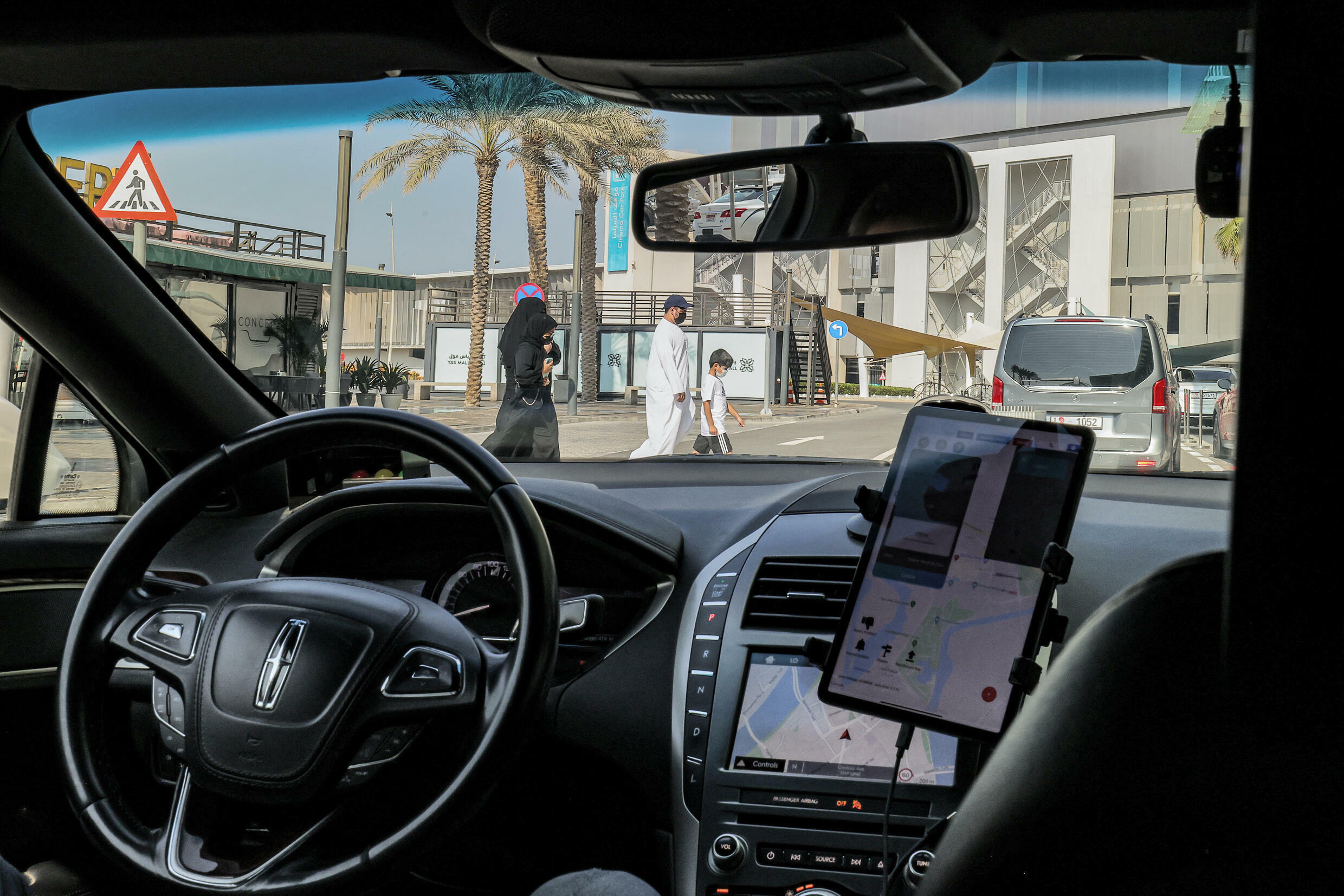 'Smooth ride': UAE taxis drive towards autonomous future