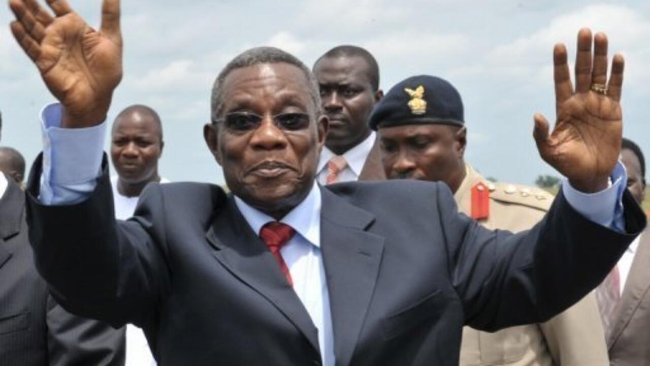 President John Atta Mills dies suddenly at 68