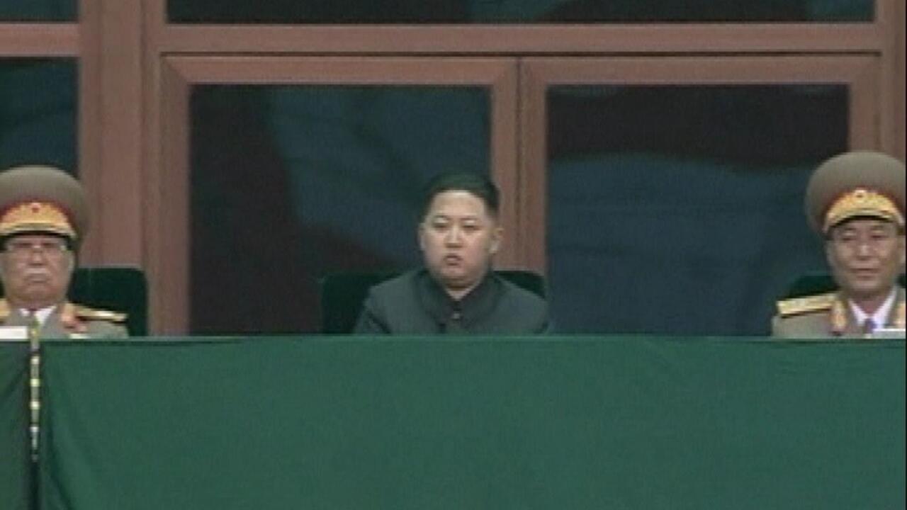 North Korea's heir apparent Kim Jon-un makes rare public appearance ...