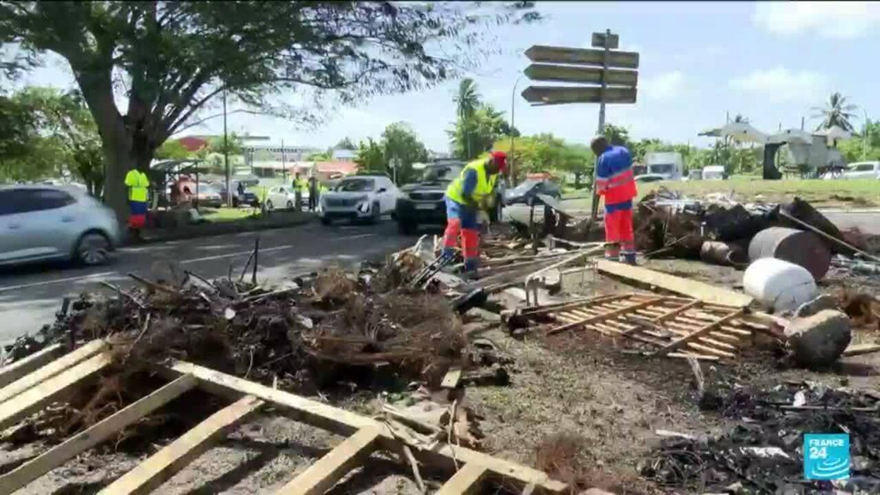 Martinique : couvre-feu prolongé, les négociations contre la vie chère ...