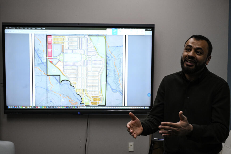 Plan for expanded Muslim community triggers hope, fear in Texas