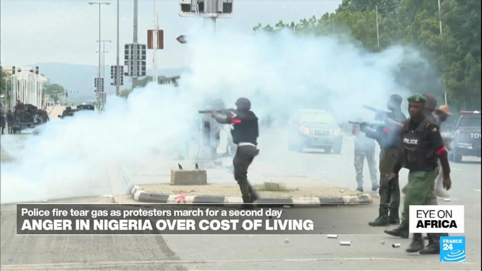 Anger mounts in Nigeria over spiralling cost of living - Eye on Africa