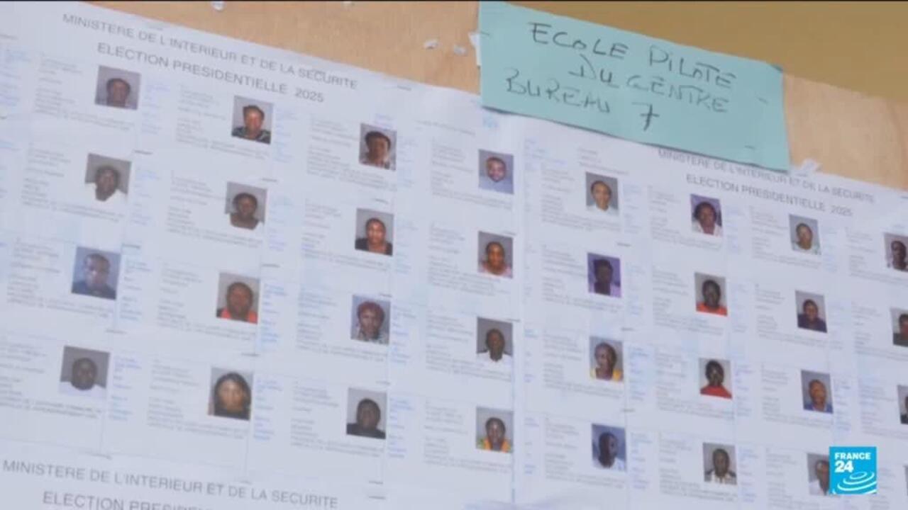 Les Gabonais élisent leur président après 19 mois de régime militaire ...