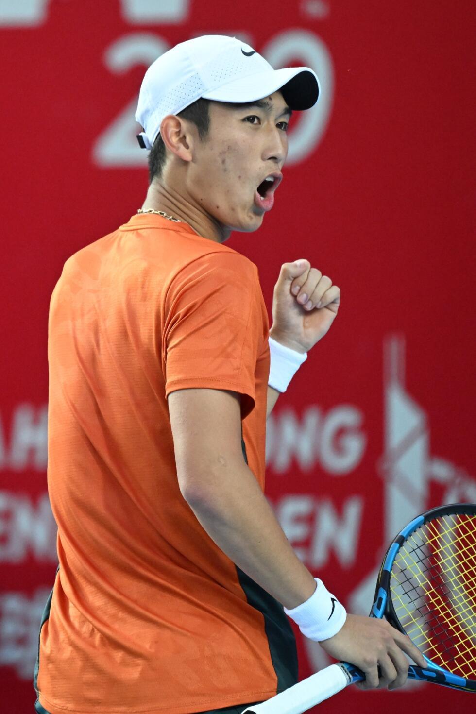 Battling Rublev ends teen wildcard's run to reach Hong Kong final