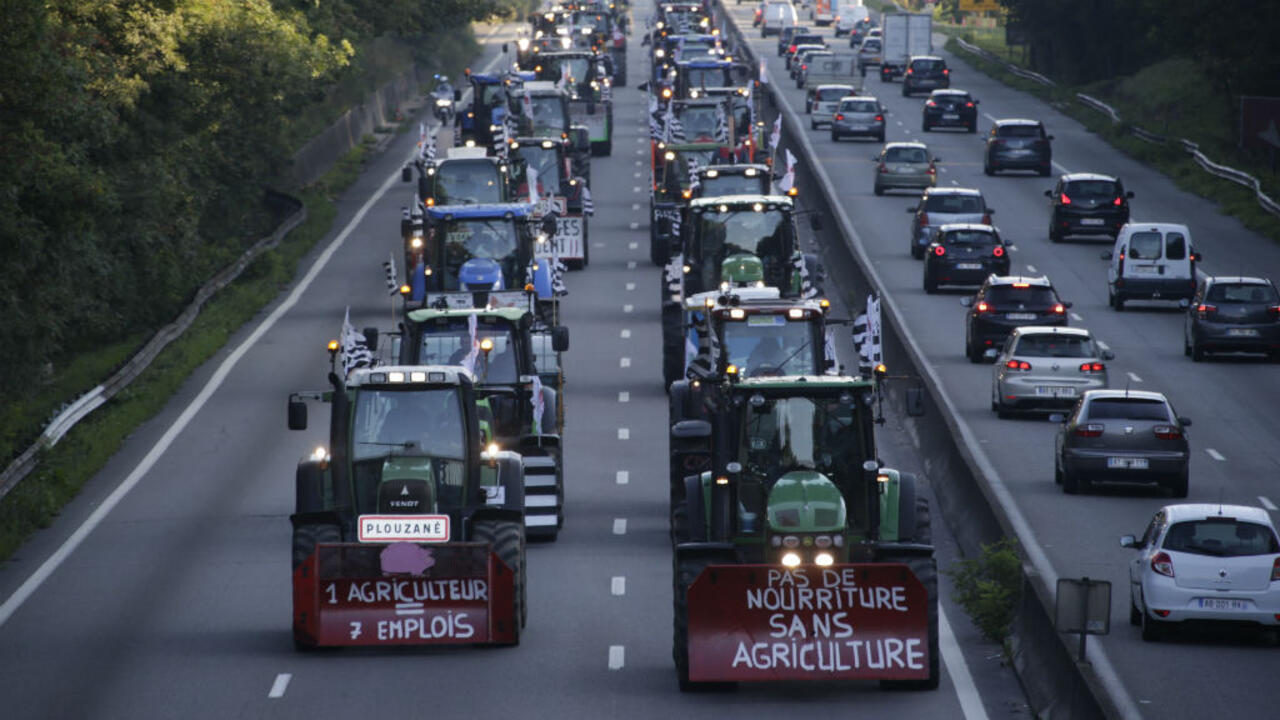 In pictures: French farmers stage tractor protest in Paris