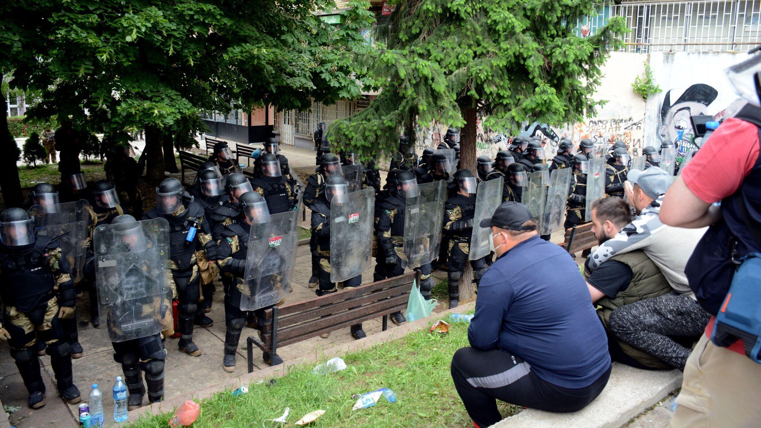 Over 30 peacekeepers injured in clashes in northern Kosovo