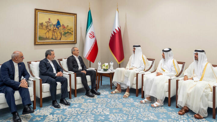 Arab and Muslim leaders call for review of Israel ties after Doha ...