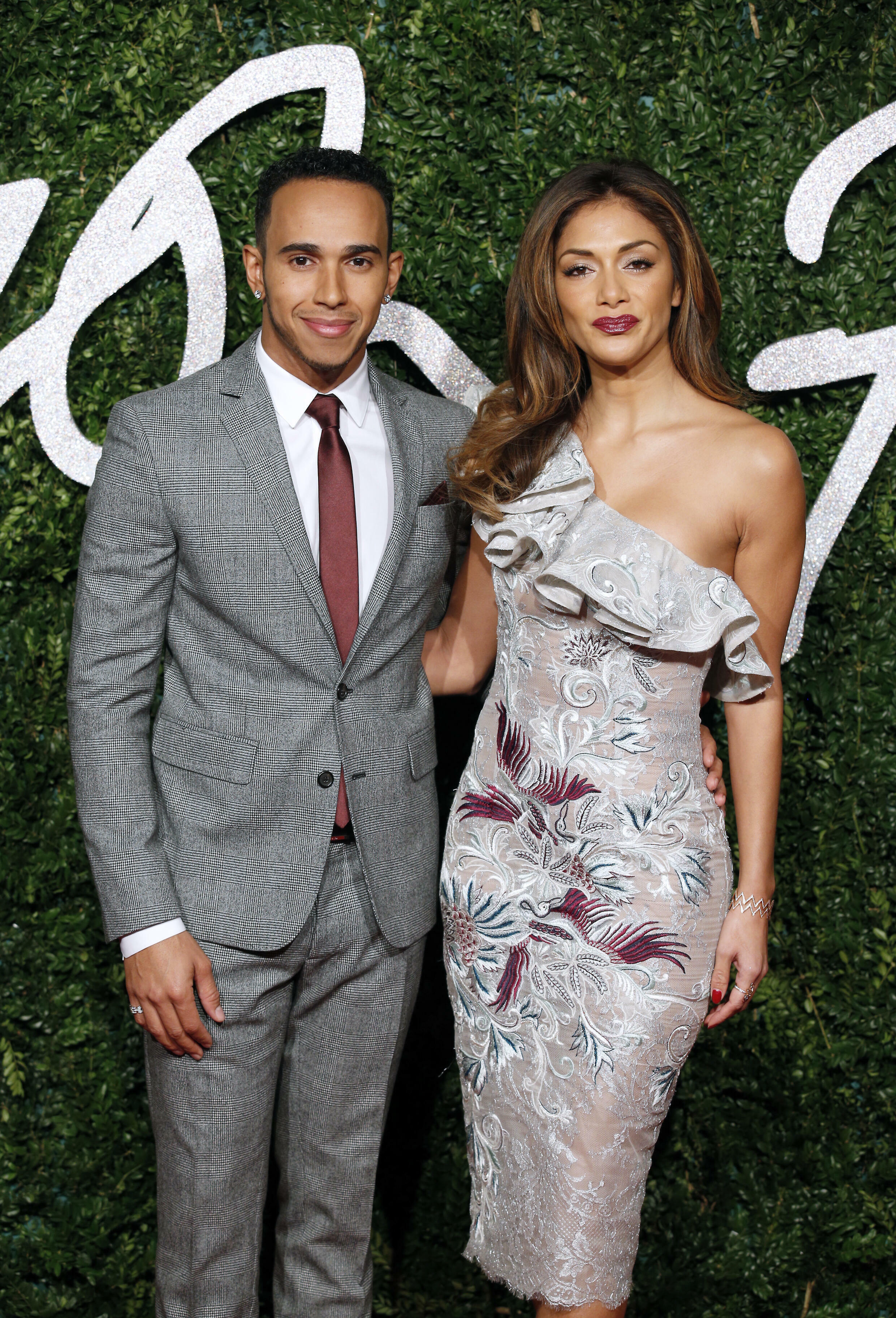 F1: Lewis Hamilton, la course et la lutte dans le sang - France 24