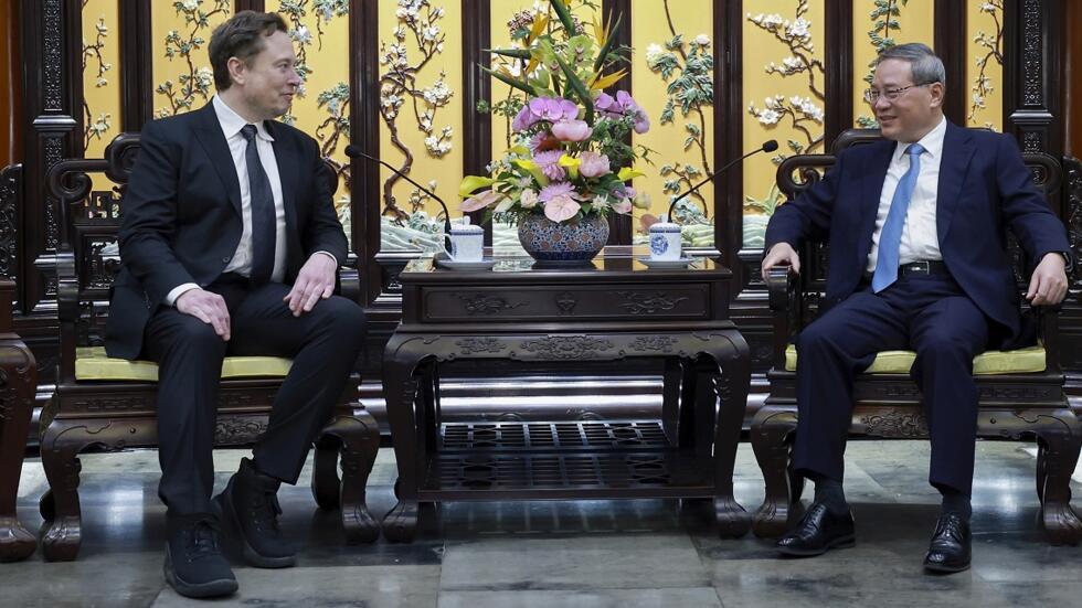 Elon Musk llega de sorpresa a China en busca de permisos para ...