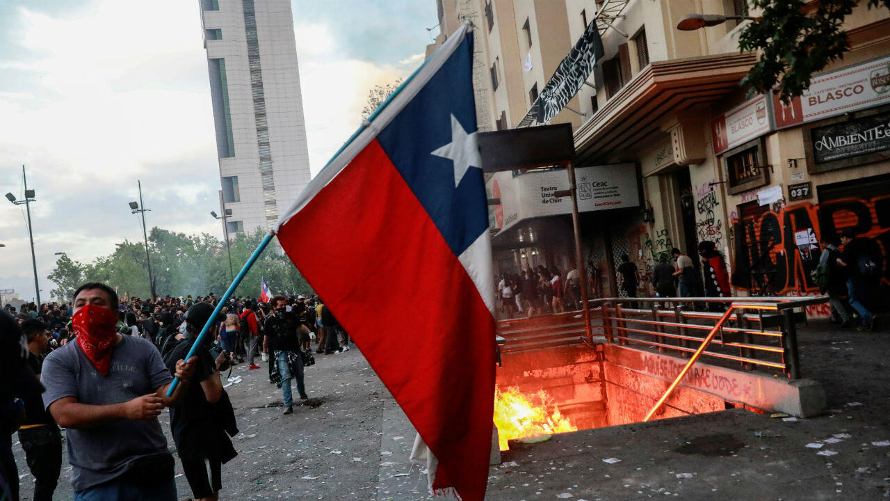 Más de un millón de personas marcharon en Chile contra el Gobierno y la ...