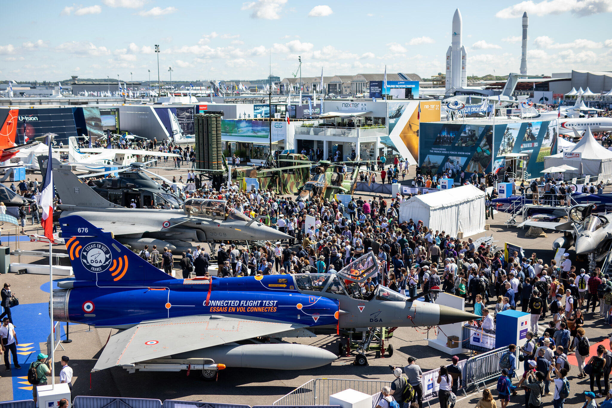 Carbon emissions in spotlight as Paris Air Show returns after 4-year hiatus