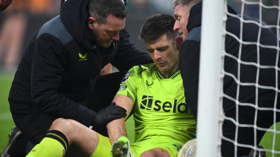 Newcastle 'keeper Pope out for 'around four months' with injury