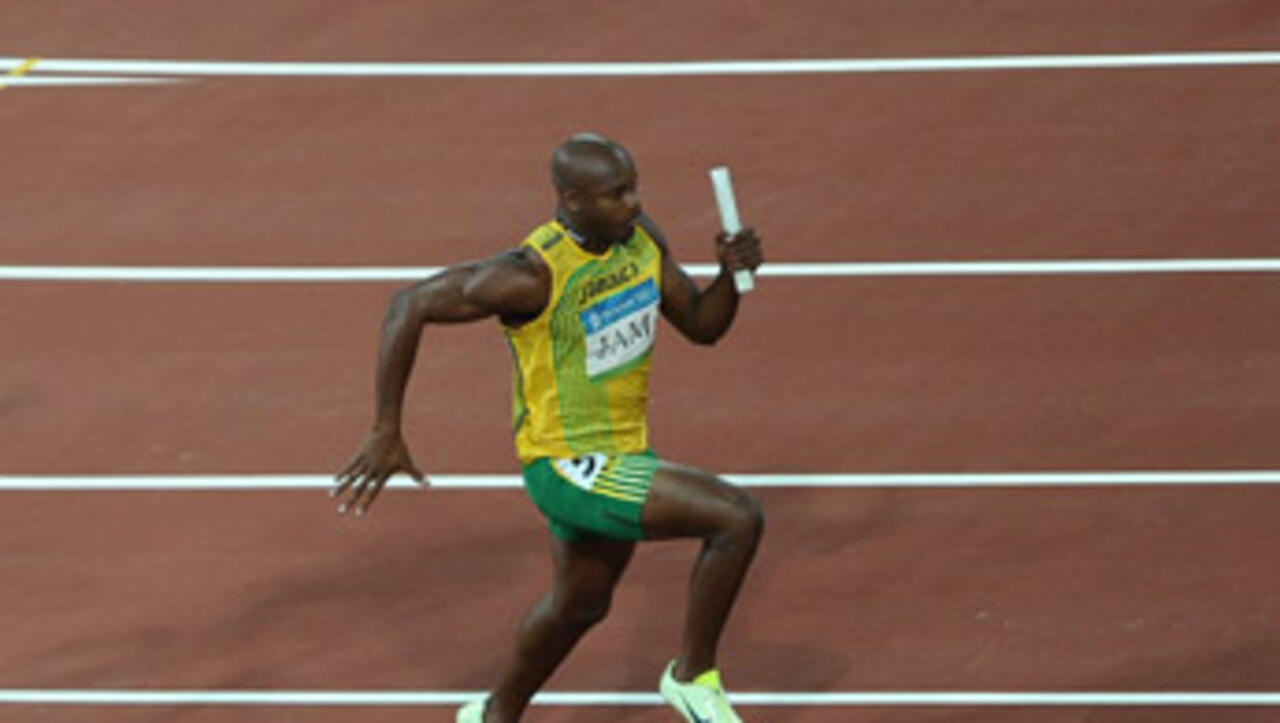 Jamaican relay team wins gold, tops record