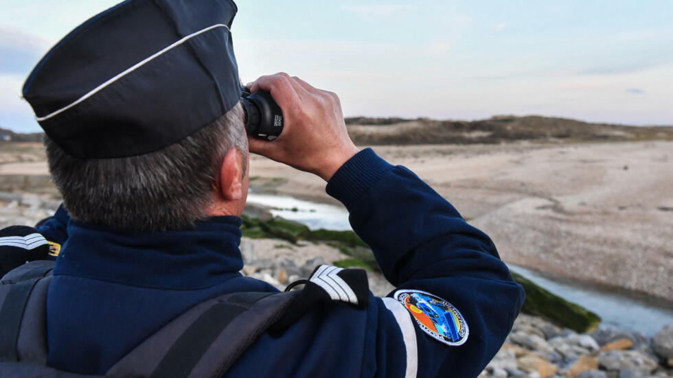 UK to pay French border police €62.7 million in migrant clampdown