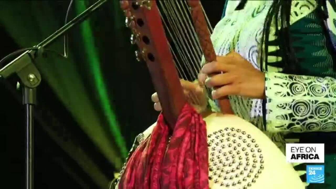 First professional female kora player, Sona Jobarteh shakes up traditions - France 24