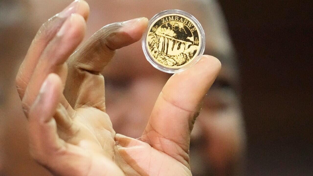 Zimbabue lanza moneda digital respaldada por oro - Economía