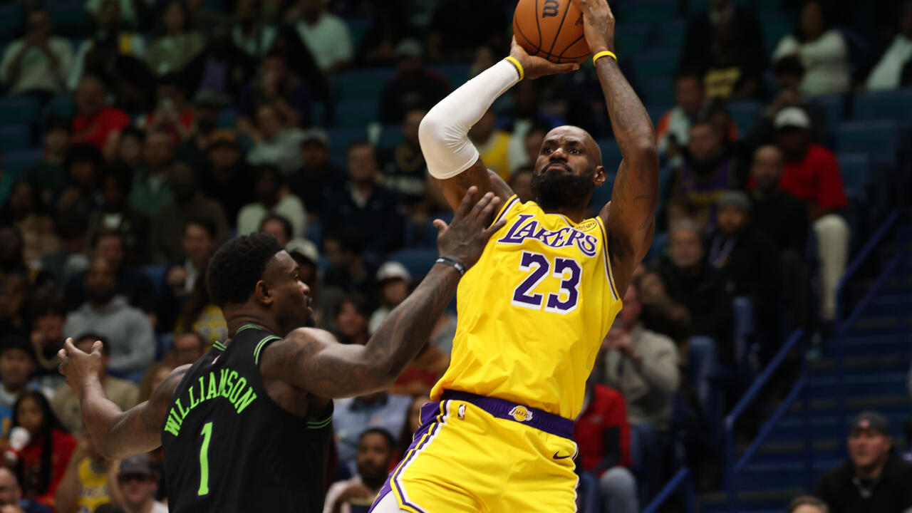 James, Doncic carry Lakers past Pelicans