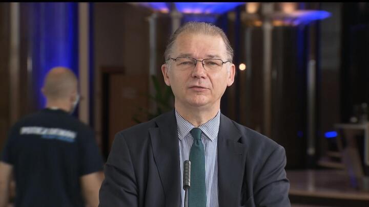 On the Covid-19 frontline: Doctor MEPs on their return to medical ...