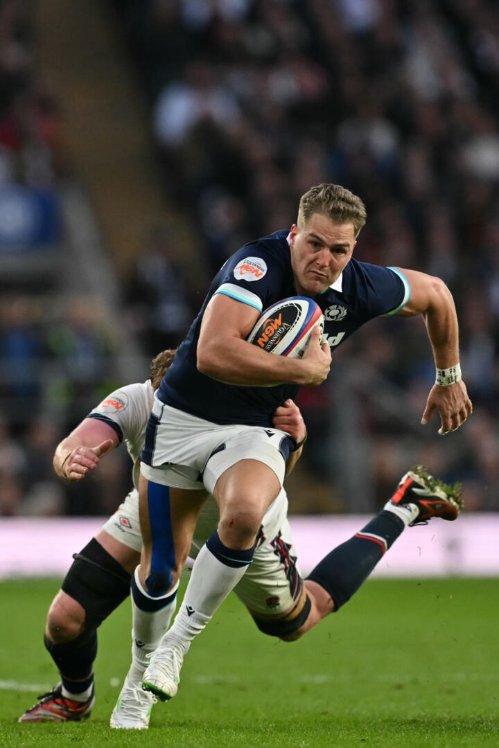 Russell misses prove costly as England edge Scotland in Six Nations