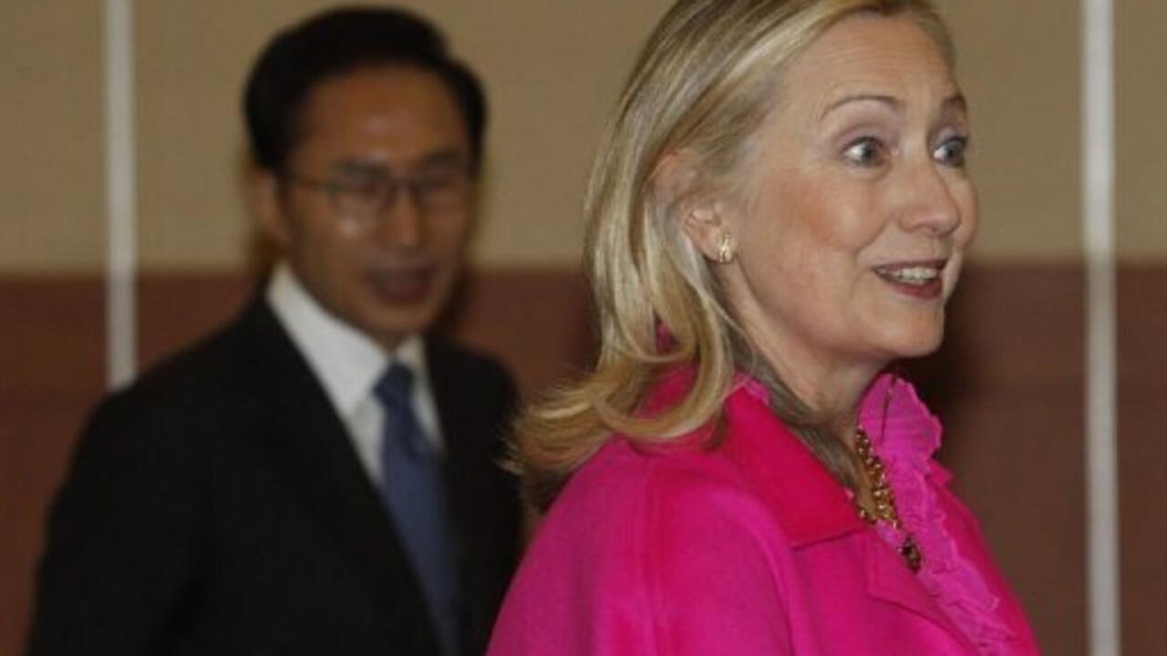 Clinton in historic US visit to Burma