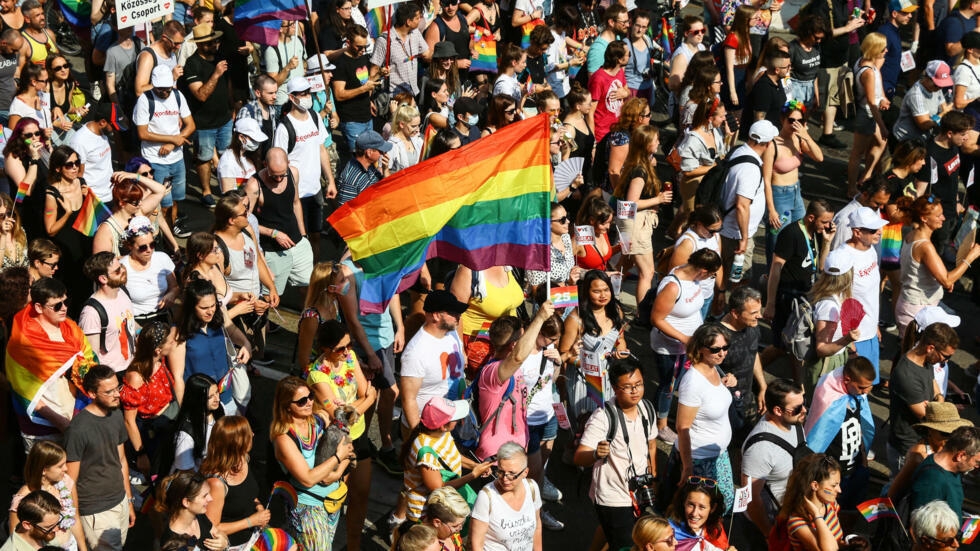 Thousands join Budapest Pride march to protest anti-LGBTQ education law ...