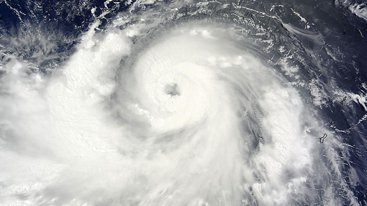 Japan on highest alert as typhoon Neoguri closes in