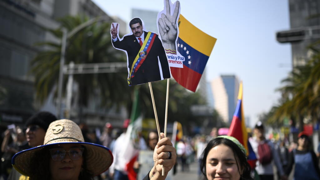 Miles marchan en México contra la agresión de EEUU a Venezuela y por la ...