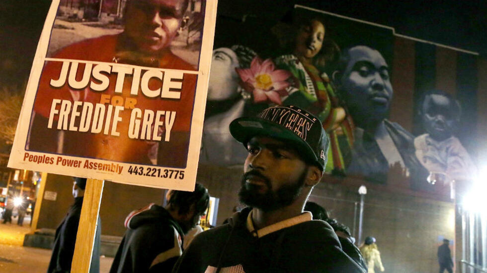 US judge declares mistrial in Freddie Gray death