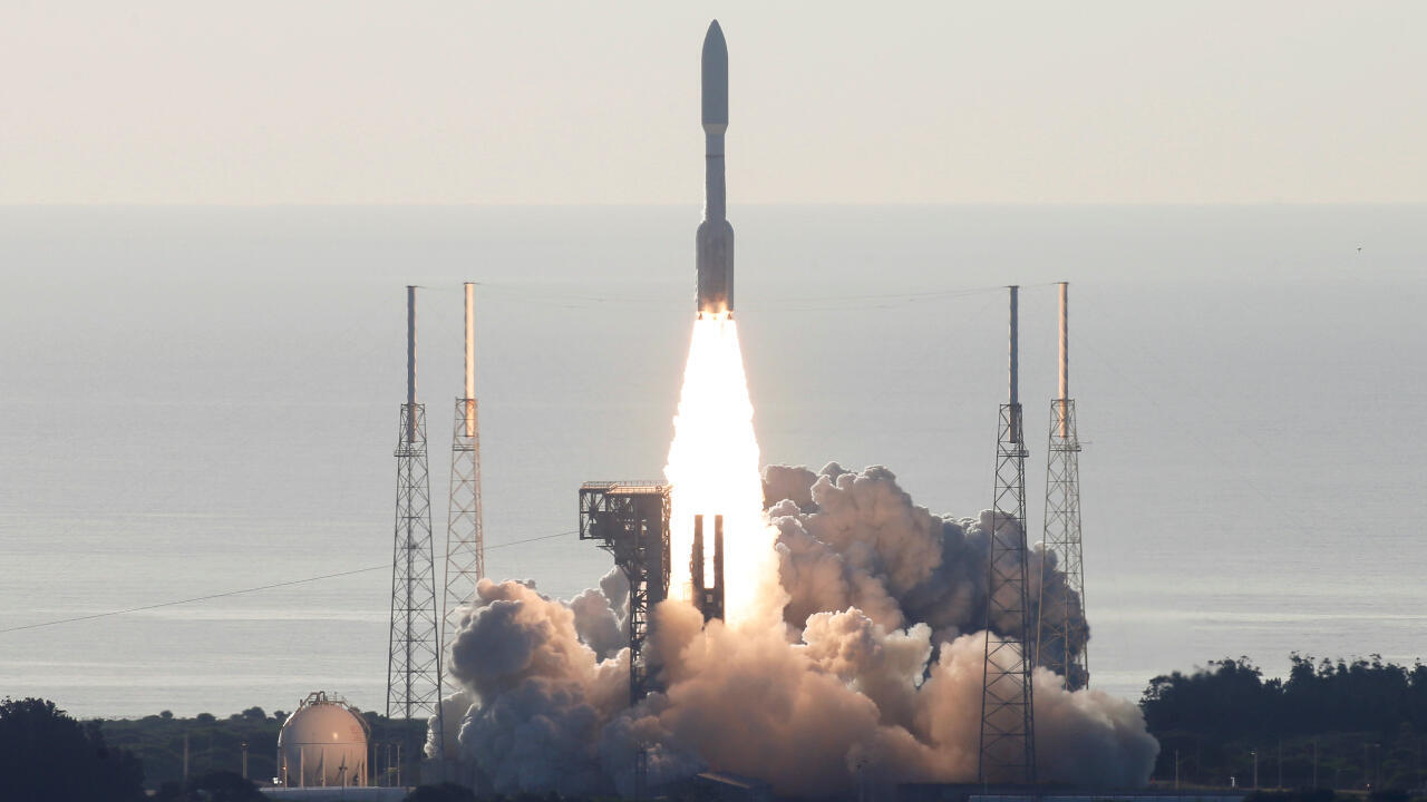 La nave que transporta al Perseverance hacia Marte sufre problemas técnicos