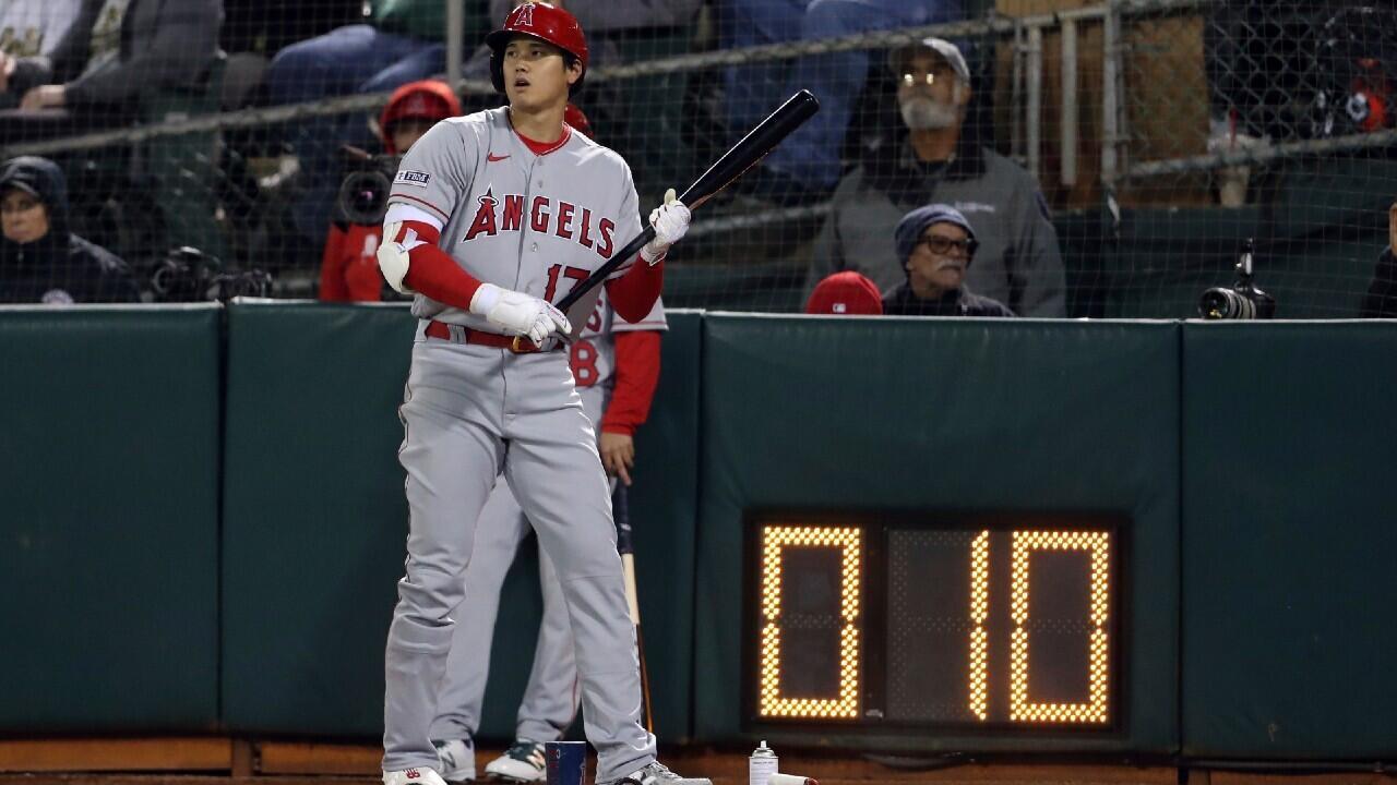 La estrella del béisbol Shohei Ohtani ficha por los Dodgers con un contrato récord