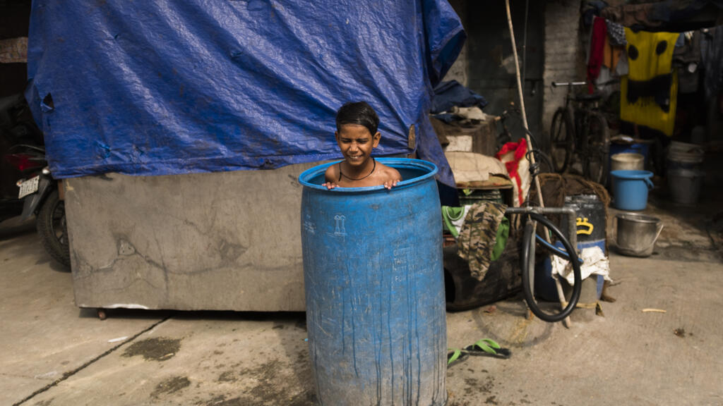 Record summer heat supercharged by man-made climate change, study finds ...