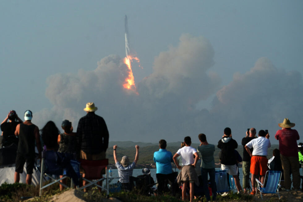 El cohete Starship de SpaceX explota en el aire durante su primer vuelo ...