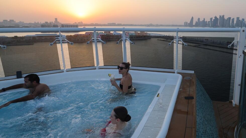 El dinero sí compra la felicidad, según nuevo estudio - Economía