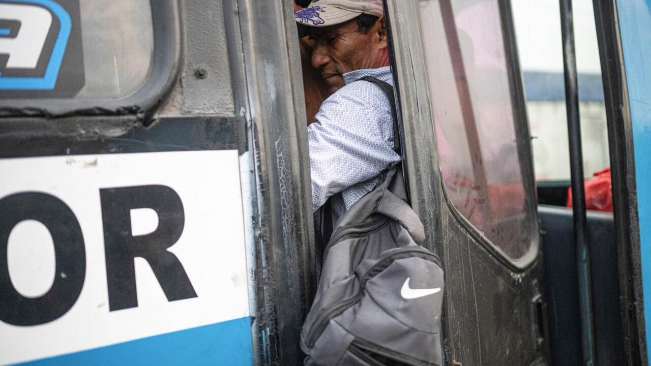 Protesta de transportistas contra la extorsión y los asesinatos en Lima