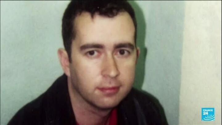 Robert Hendy-Freegard huye de la Policía francesa tras herir a dos ...