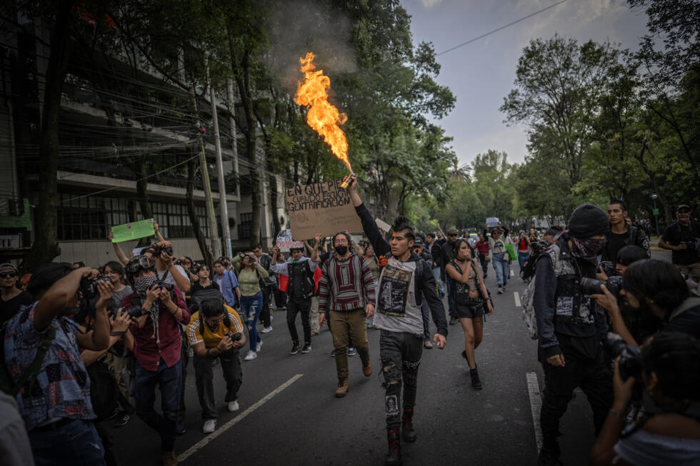 Mexico president slams xenophobia after anti-gentrification protest